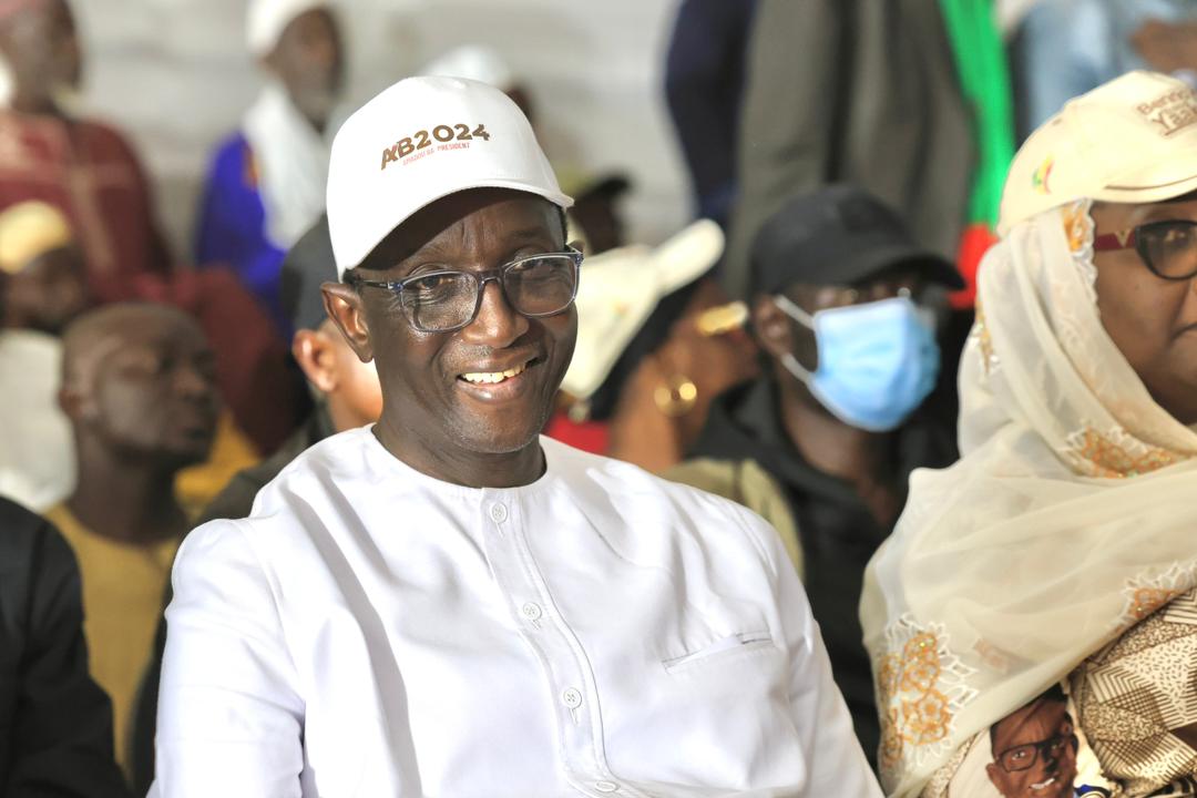 Accueil populaire pour Amadou Ba Sedhiou refuse du monde